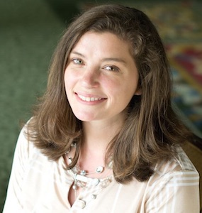 #Read about Guest #Author Allie Potts | Chris The Story Reading Ape's Blog