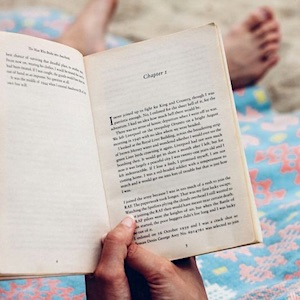 9 Things Non-Book Lovers Just Don’t Understand… | Chris The Story ...